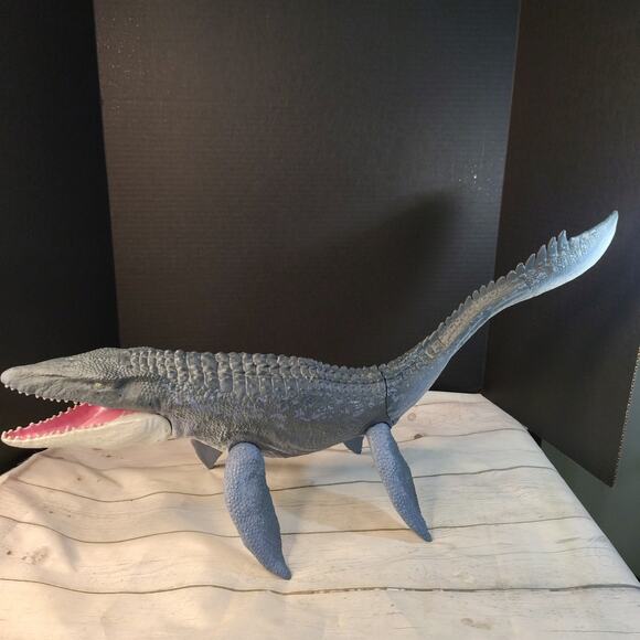 Jurassic World Toys Jurassic World Fallen Kingdom Real Feel 28 3403